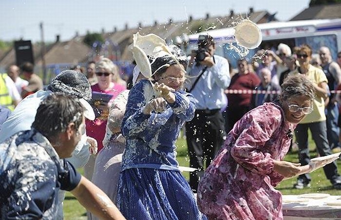 World Custard Pie Throwing Championship | Amusing Planet